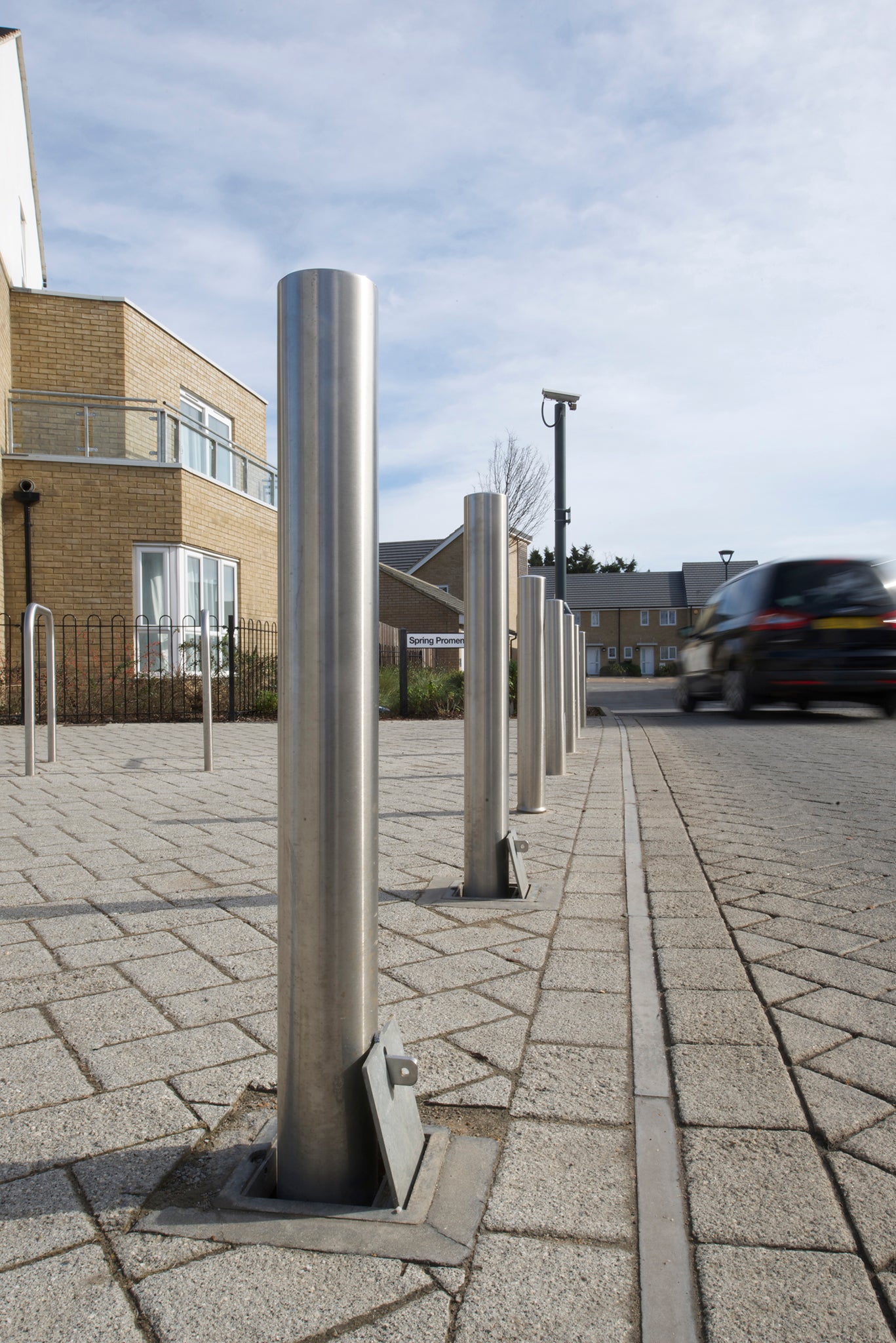 Do Driveway Security Posts Work? | Bollards Direct · bollardsdirect.co.uk